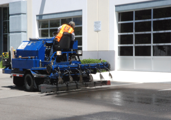 Commercial Sealcoating: Asphalt Sealing, Sealcoat — DRYCO